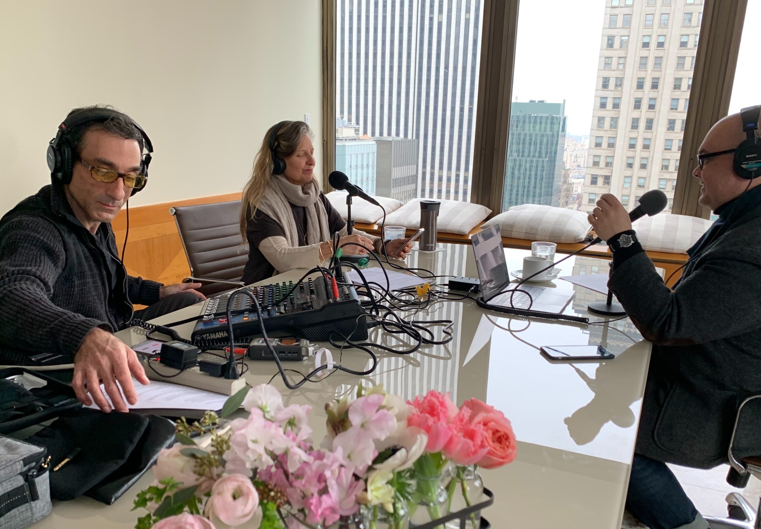 5 Compelling Reasons to Start Your Own Podcast - Podstatus Blog